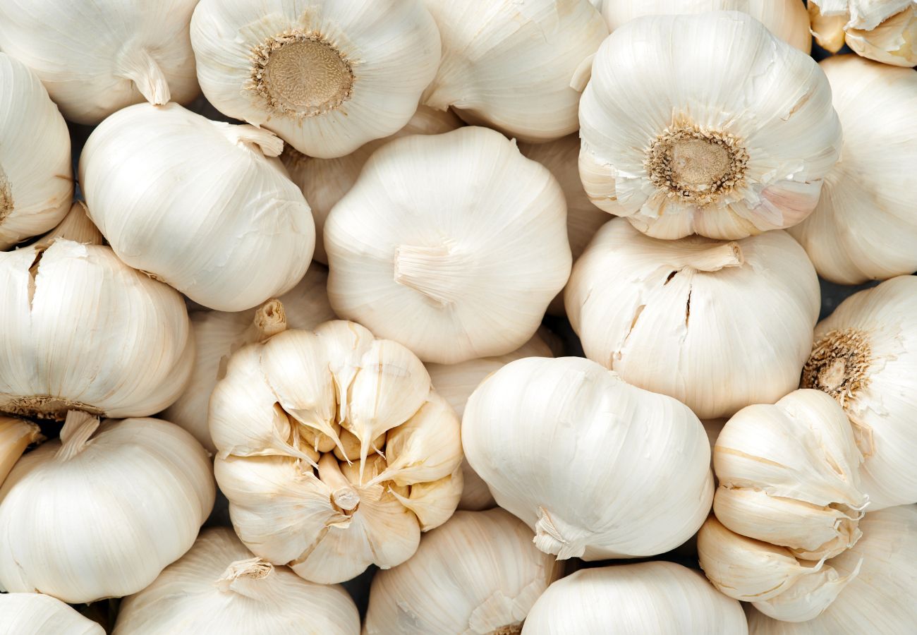 6 Natural Pest Control Methods That Actually Work (Without Harming Your ...