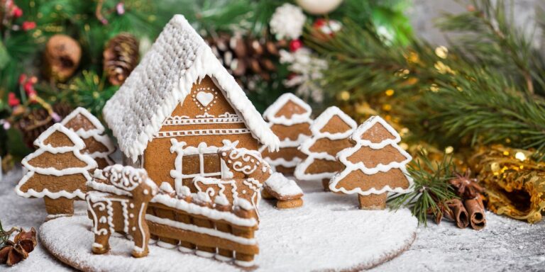 17 Stunning Gingerbread House Ideas for Christmas 2024 - Complete Gardening