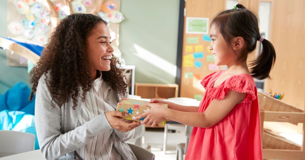 Unique Handmade Holiday Presents for Teachers: 10 Inspiring Ideas ...