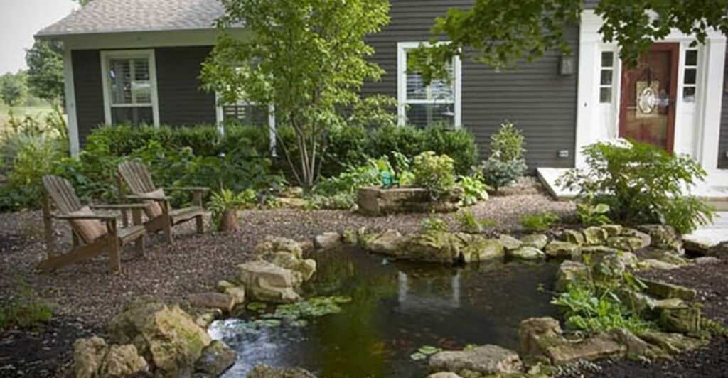 8 Timeless Front Yard Pond Ideas That Have Added Beauty and Tranquility ...