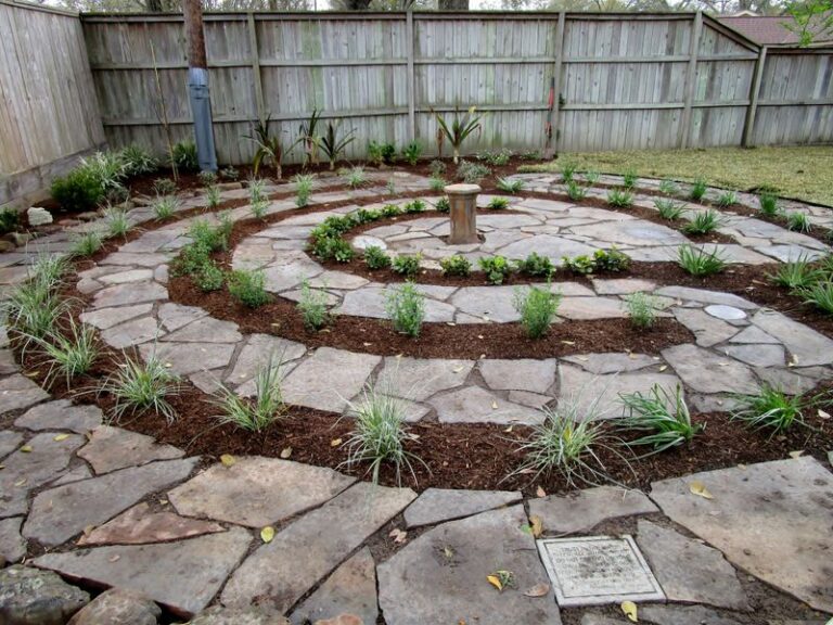 Backyard Labyrinths and Healing Pathways - Complete Gardening