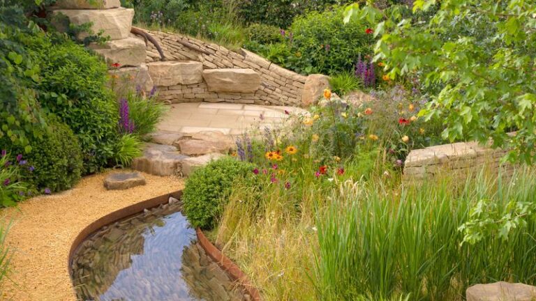 26 Naturalistic Garden Design Ideas To Turn Your Backyard Into A ...