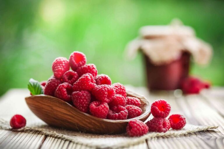 15 Fruits That Clean Your Gut Naturally—No Cleanse Required - Complete ...