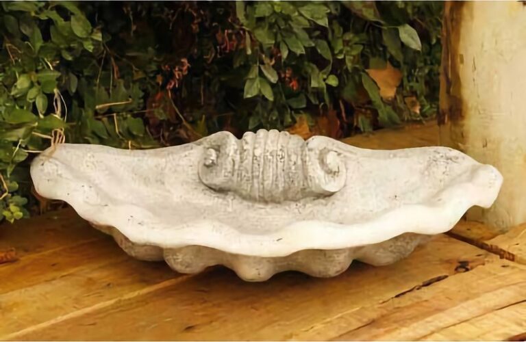 17 Bird Baths That Transform Your Yard Into a Wildlife Paradise ...
