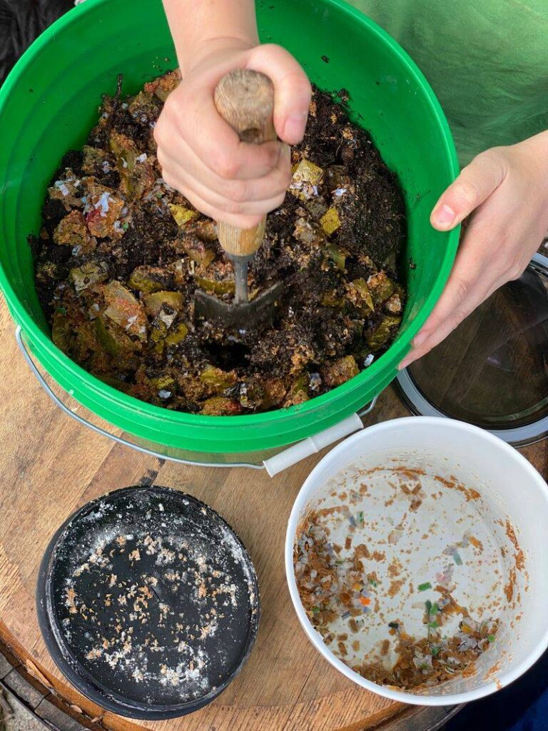17 Easy Composting Methods for Beginners - Complete Gardening