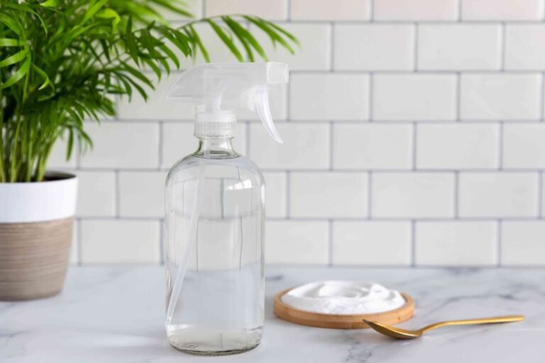 20 Homemade Pest Sprays That Work - Complete Gardening