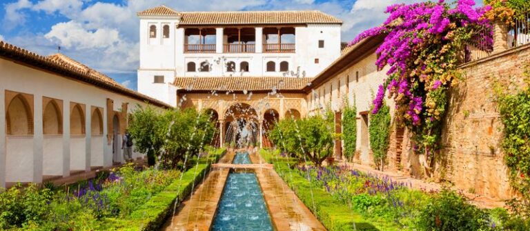 16 crazy (but fabulous) garden ideas from Spain - Complete Gardening